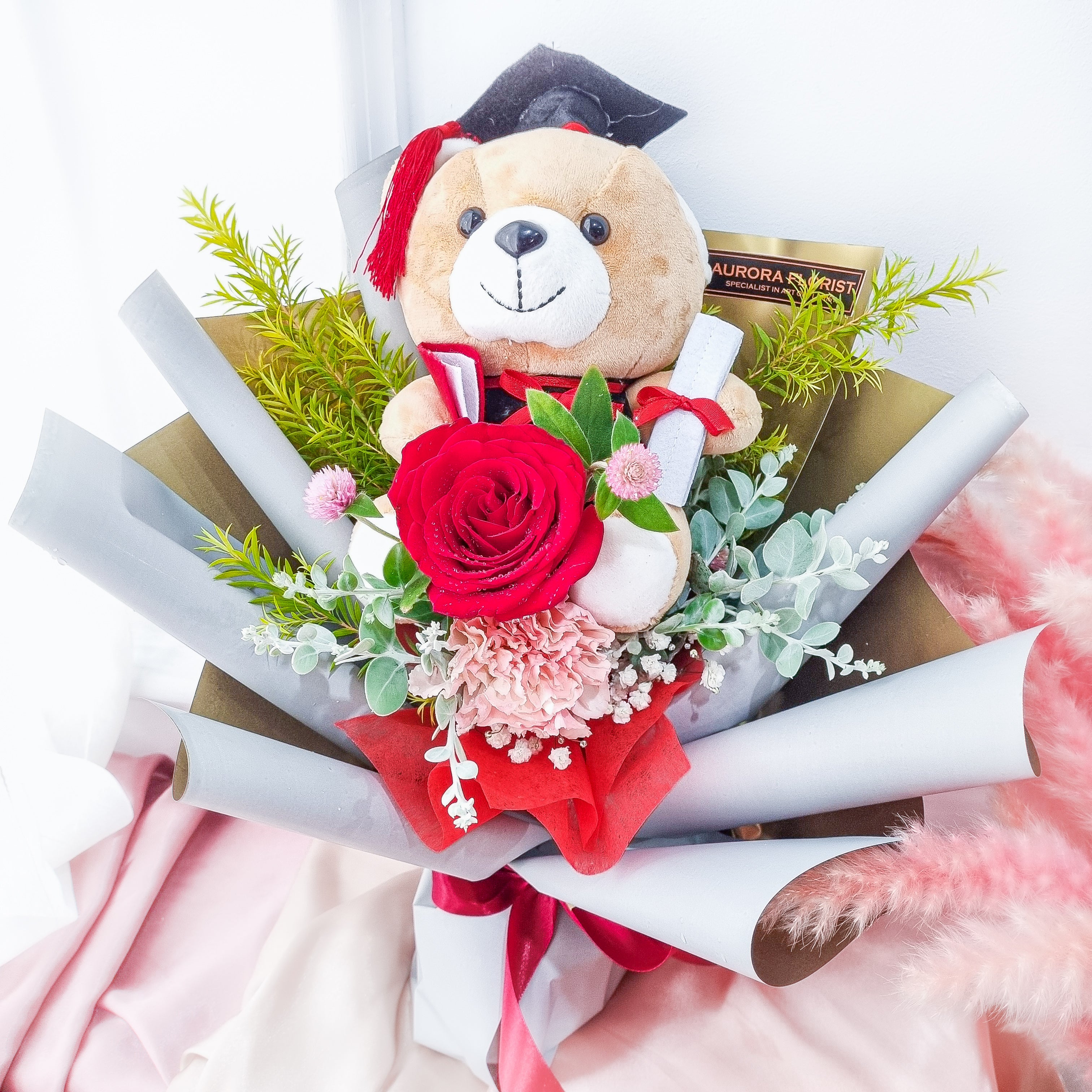 Red Rose Graduation With Teddy Graduation – AURORA FLORIST