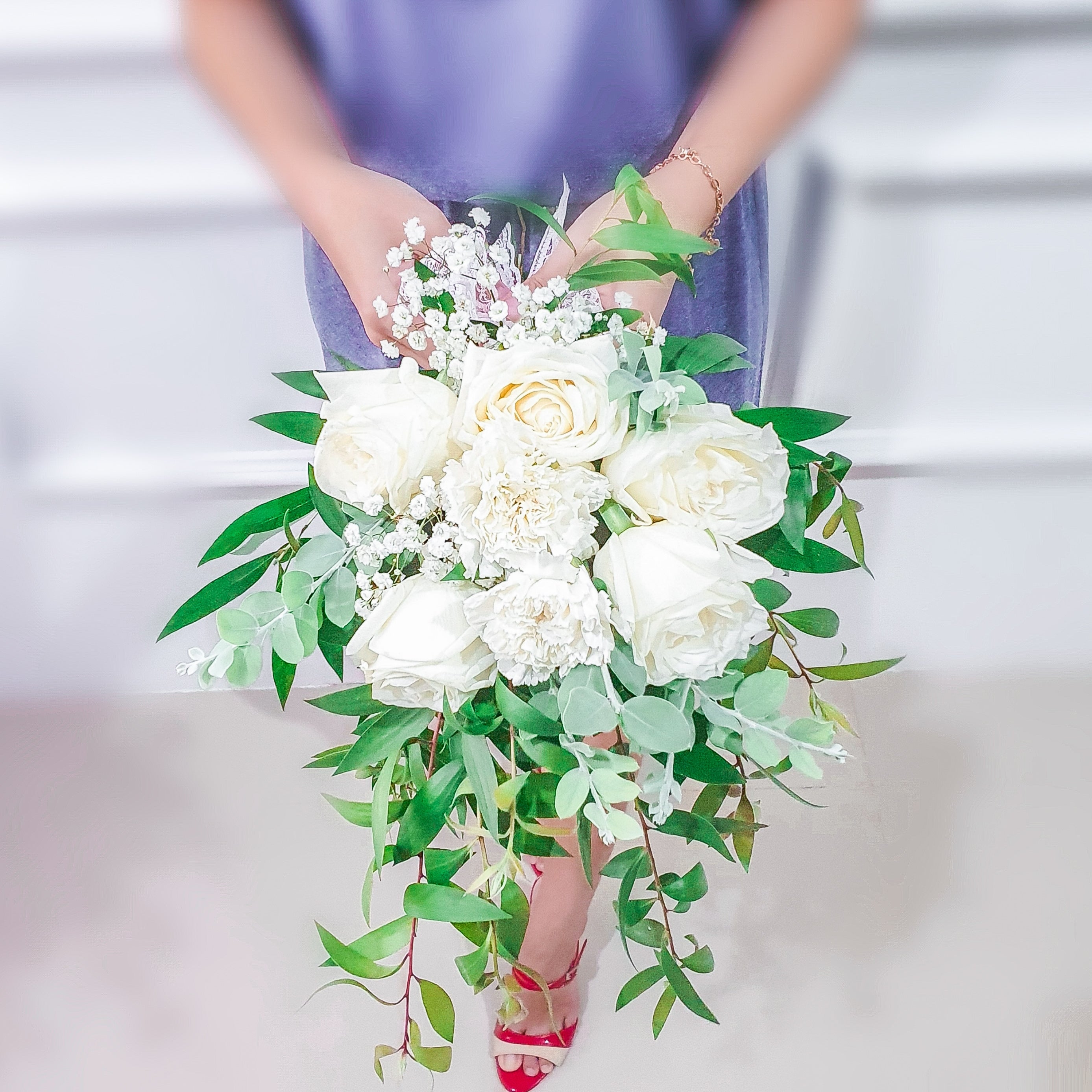 Simple White Rose (Fresh Flower) – AURORA FLORIST